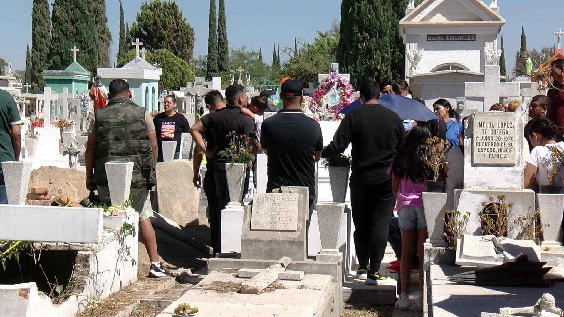 Familiares y Seres Queridos le Dieron el Último Adiós Felipe Alejandro Lizaola | N+